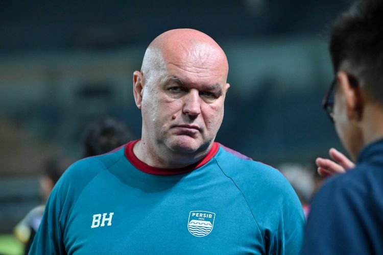 Ini Kata Bojan Hodak Soal Debut Gervane Kastaneer di Persib Bandung ... Ini Kata Bojan Hodak Soal Debut Gervane Kastaneer di Persib Bandung ...